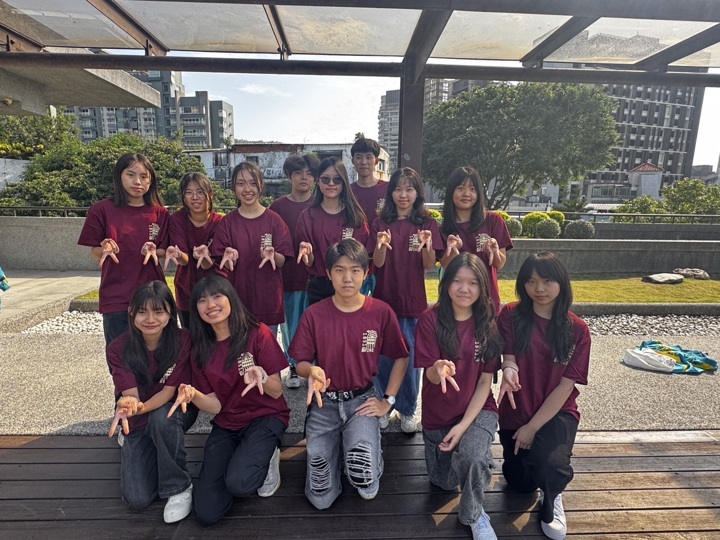 2025高二自主學習成發《1851薇時溯光 Victorian Cynosure》